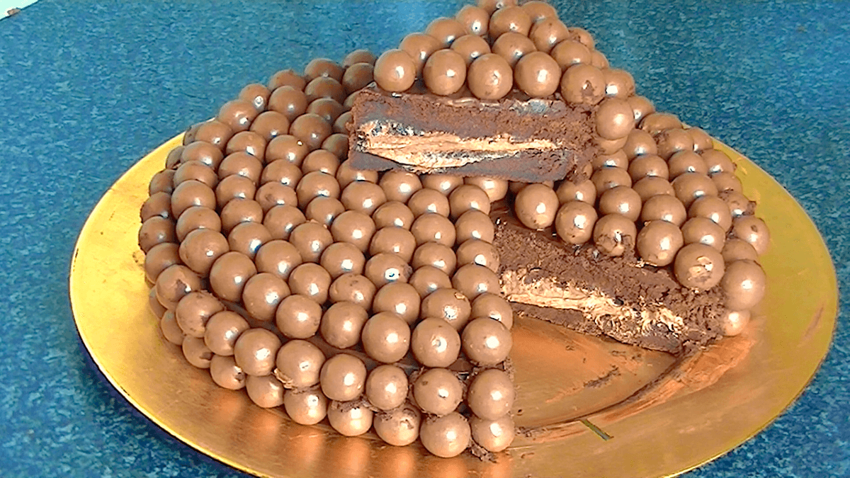 MALTESERS CAKE - COOK WITH FAIZA