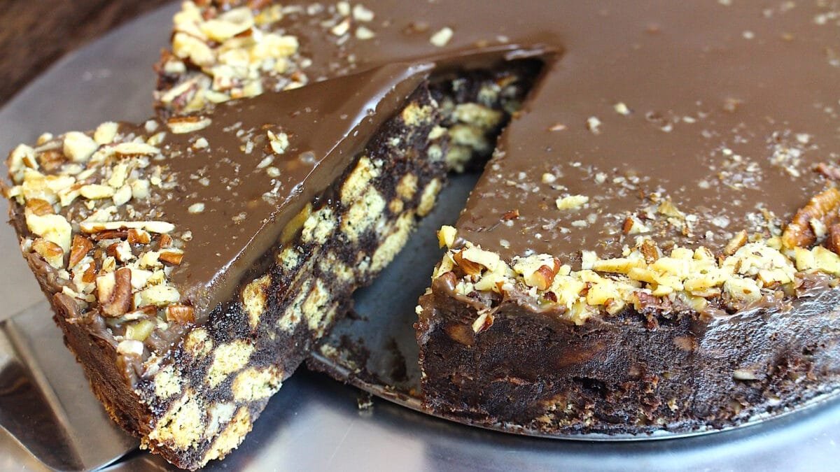 Chocolate Biscuit Cake Recipe | Cook with Faiza